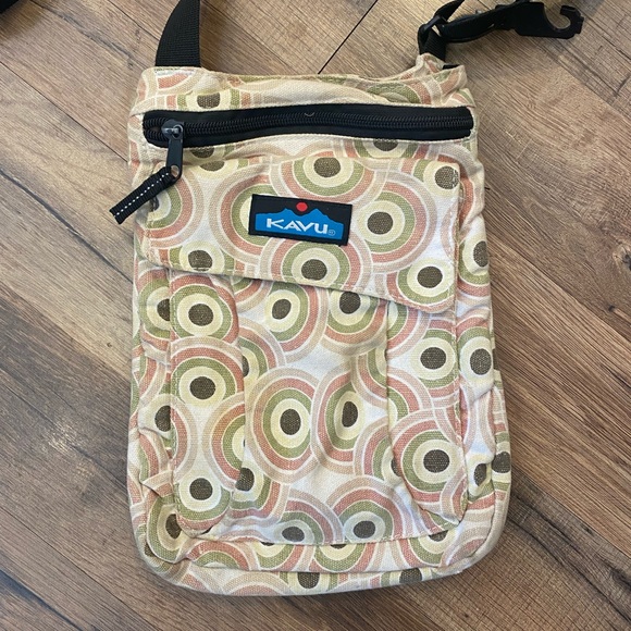 Kavu | Bags | Kavu Keeper Crossbody Bag | Poshmark